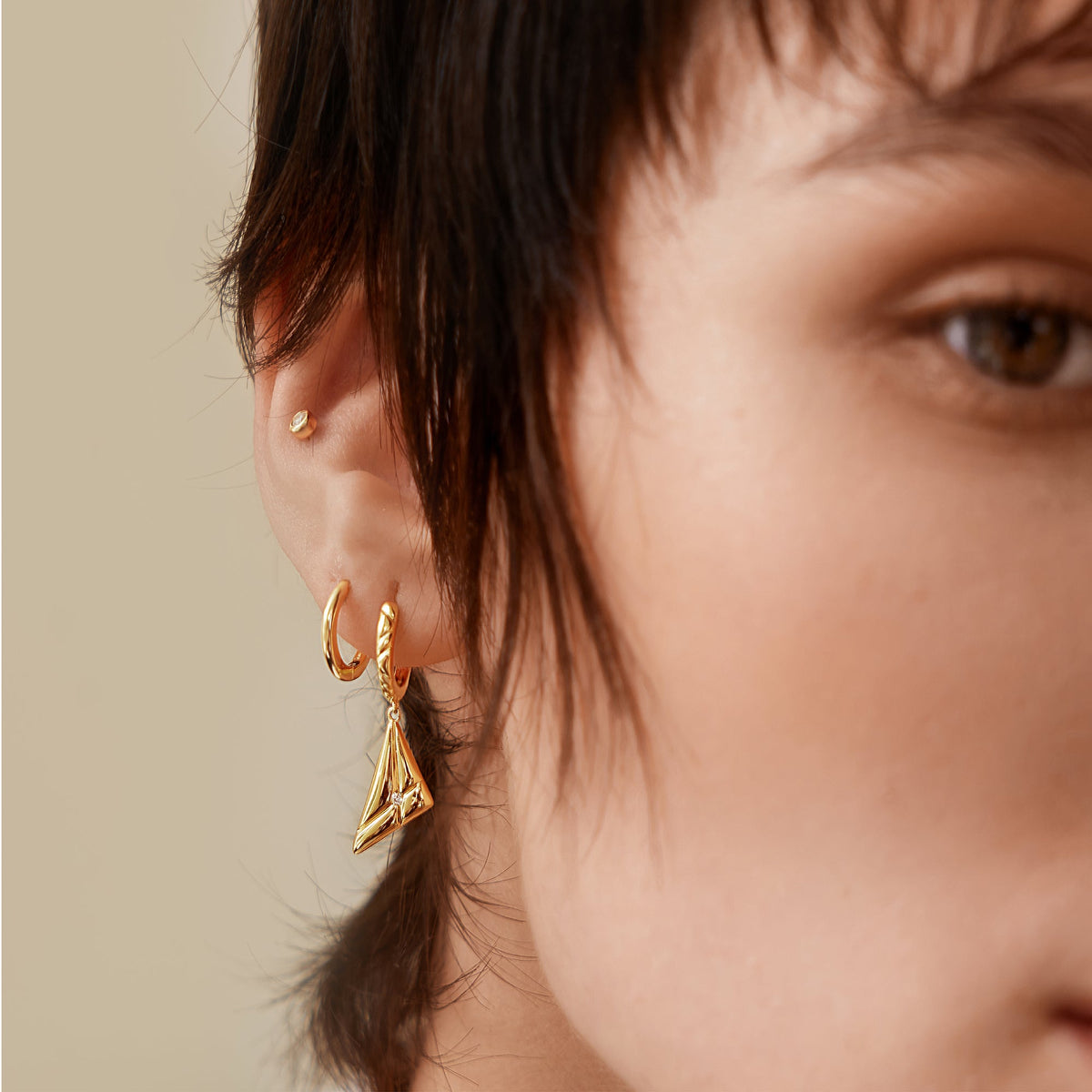 Gold Triangle Kiss Drop Huggies – Ania Haie US