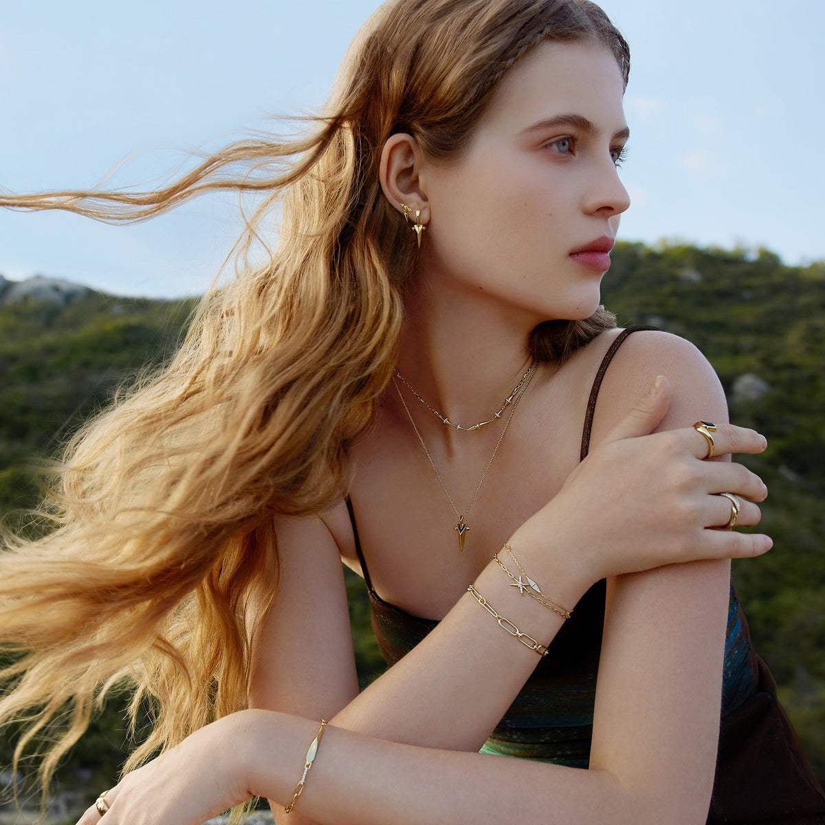 Gold Point Huggie Hoop Earrings – Ania Haie US